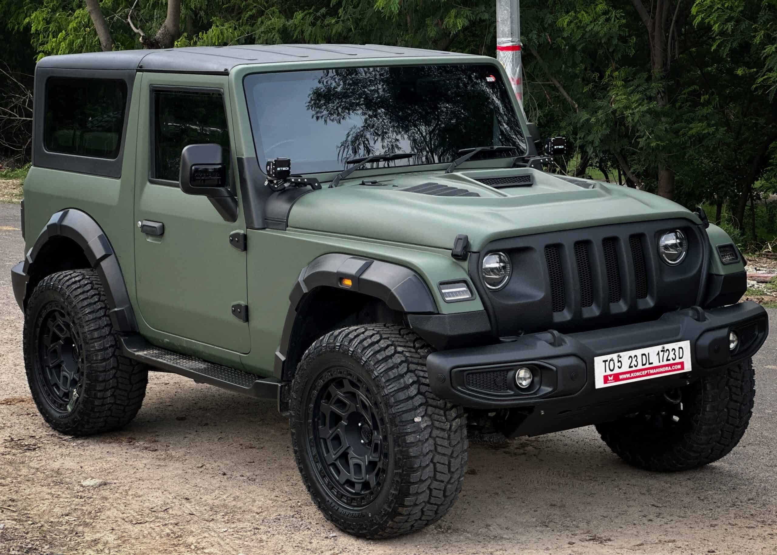 MAHINDRA THAR EXTERIOR WRAP/PAINT/COATINGS - Classic Noida